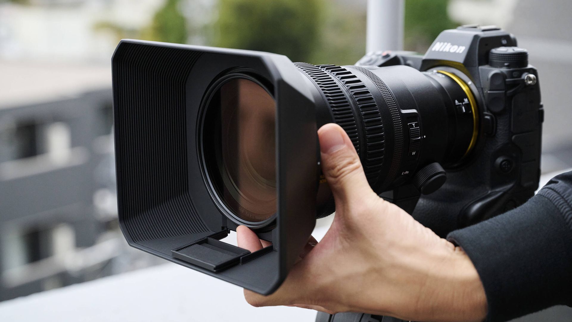 The new power zoom Nikon 28-135mm lens is already exceeding ...
