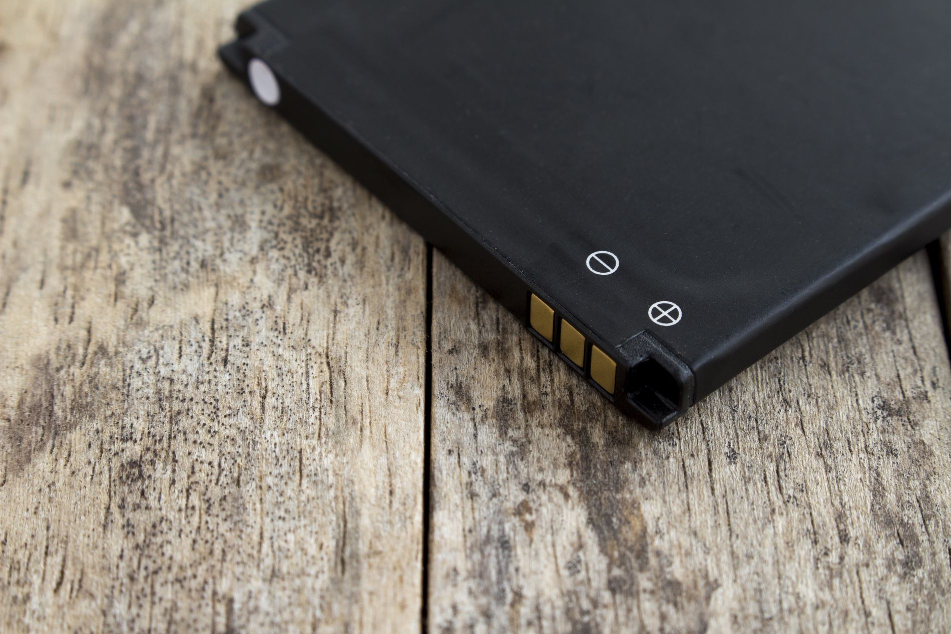 3 Scientists Win Nobel Prize in Chemistry for Developing the Lithium ...