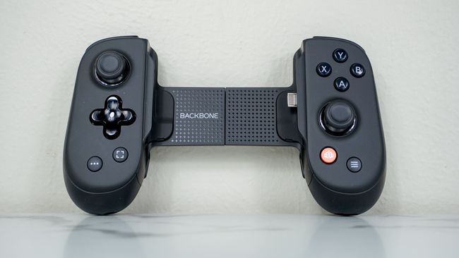 Backbone unveils new Backbone Pro controller that's not just for your ...