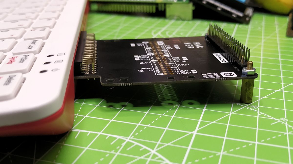 Pimoroni Flat HAT Hacker Review: Add HATs to Raspberry Pi 400 | Tom's ...