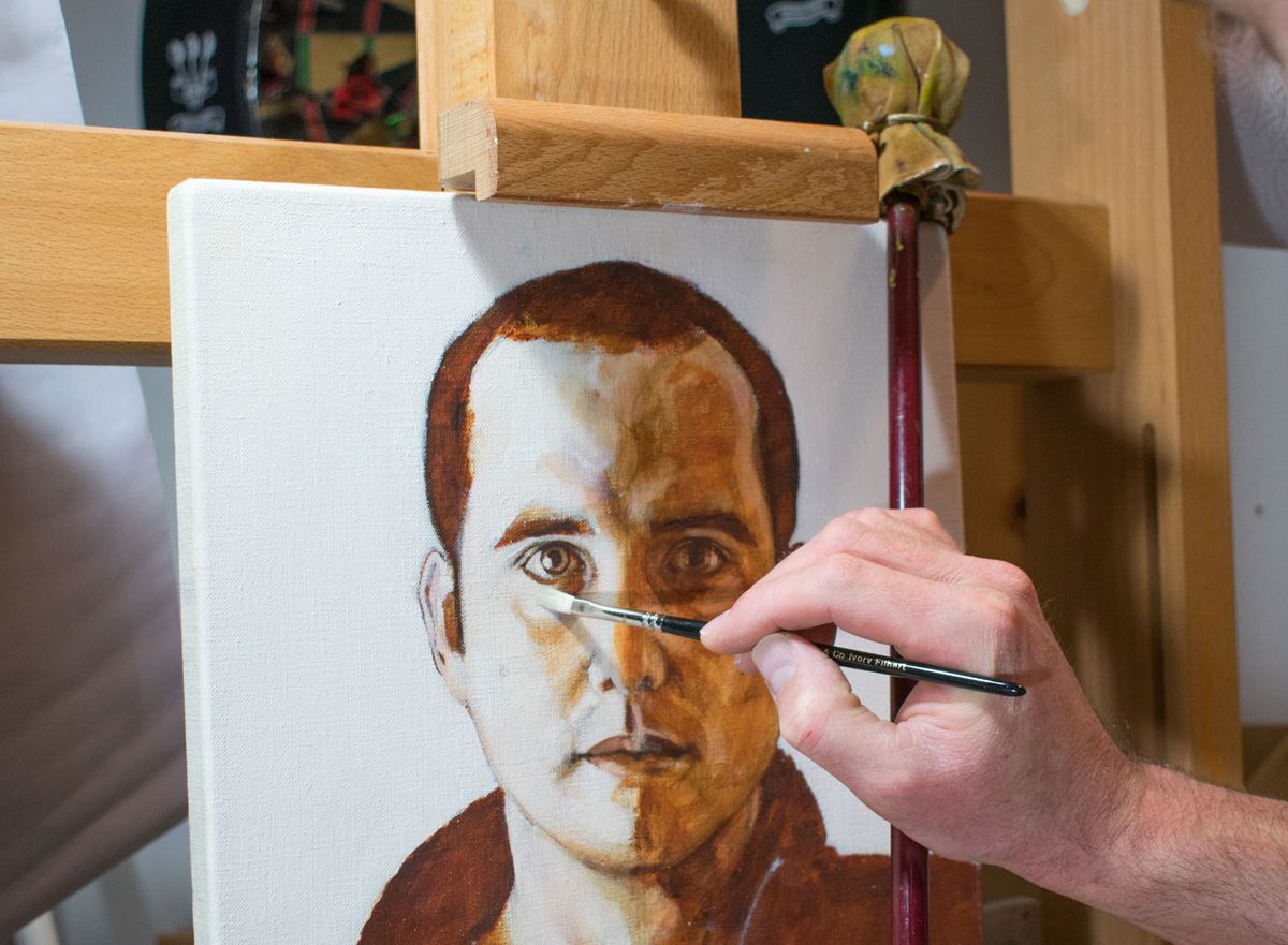 How to make and use a mahlstick for painting | Creative Bloq