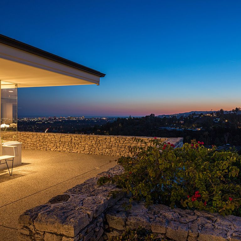 Elvis’s house is up for sale for a modest $30 million | Ideal Home