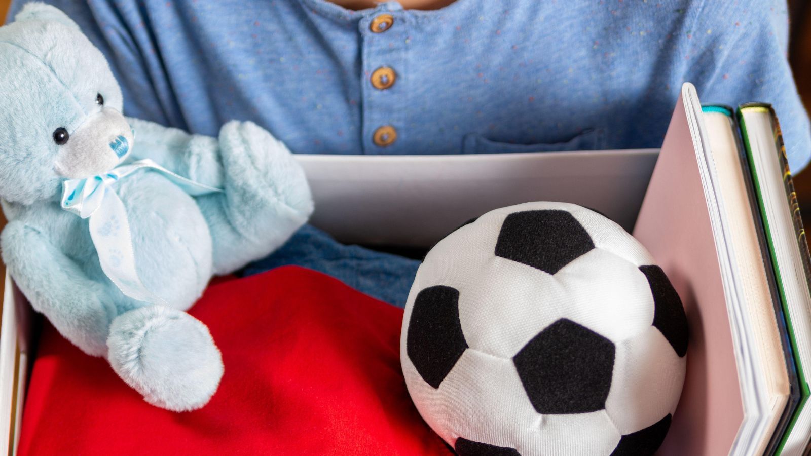 How to declutter kids' rooms: experts share 9 top tricks | Homes and ...