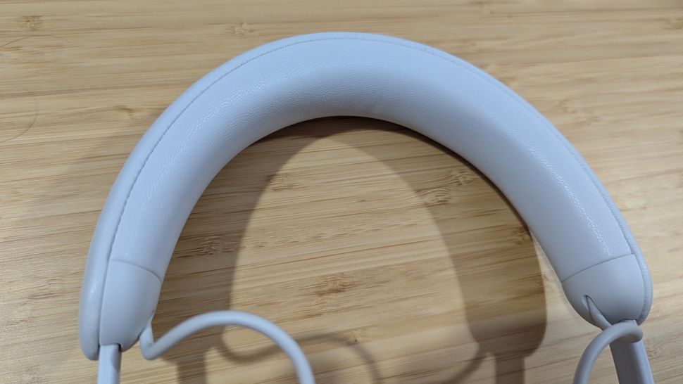 Alienware Pro Headset review: Excellent with one fatal flaw | Laptop Mag