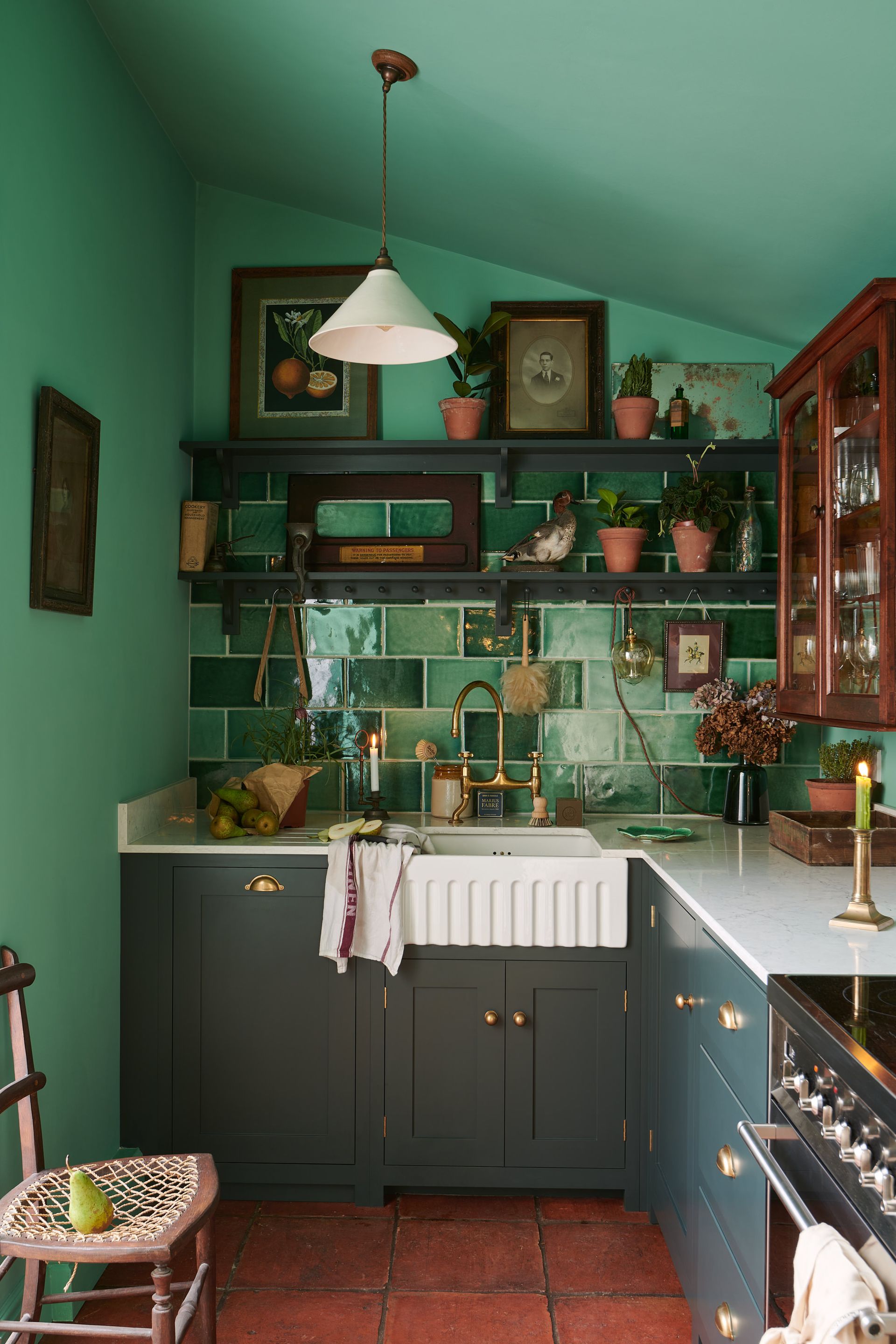Cozy kitchen ideas: 11 stylish and intimate spaces | Homes and Gardens