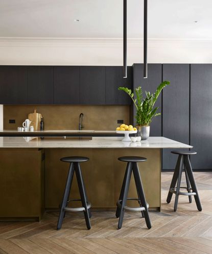 26 kitchen island ideas to ensure the chicest focal point | Homes and ...