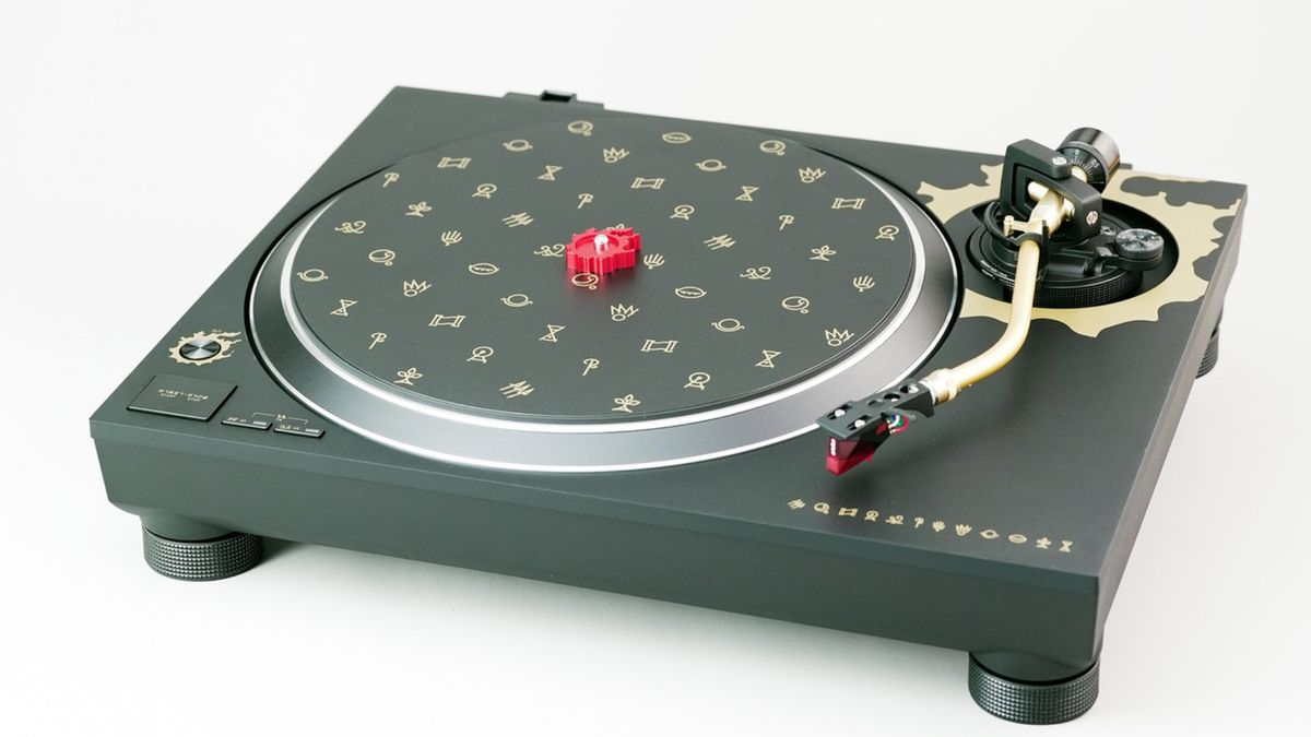 A Final Fantasy 14 turntable now exists, and it’s the best gaming/audio ...