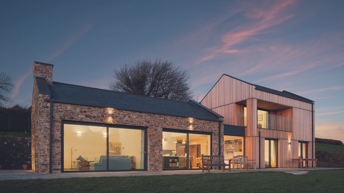 Glass link extensions: Expert advice on getting them right | Homebuilding