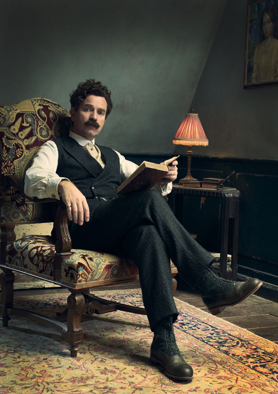 A Gentleman In Moscow: release date, cast, plot trailer more | What to ...