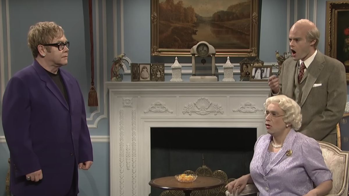 32 SNL Sketches Starring The Host As Themselves | Cinemablend