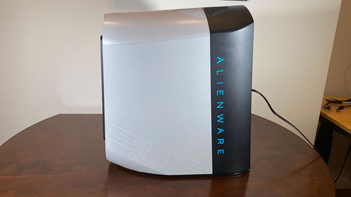 Alienware Aurora R11 Review: The RTX 3090 Engine | Tom's Hardware