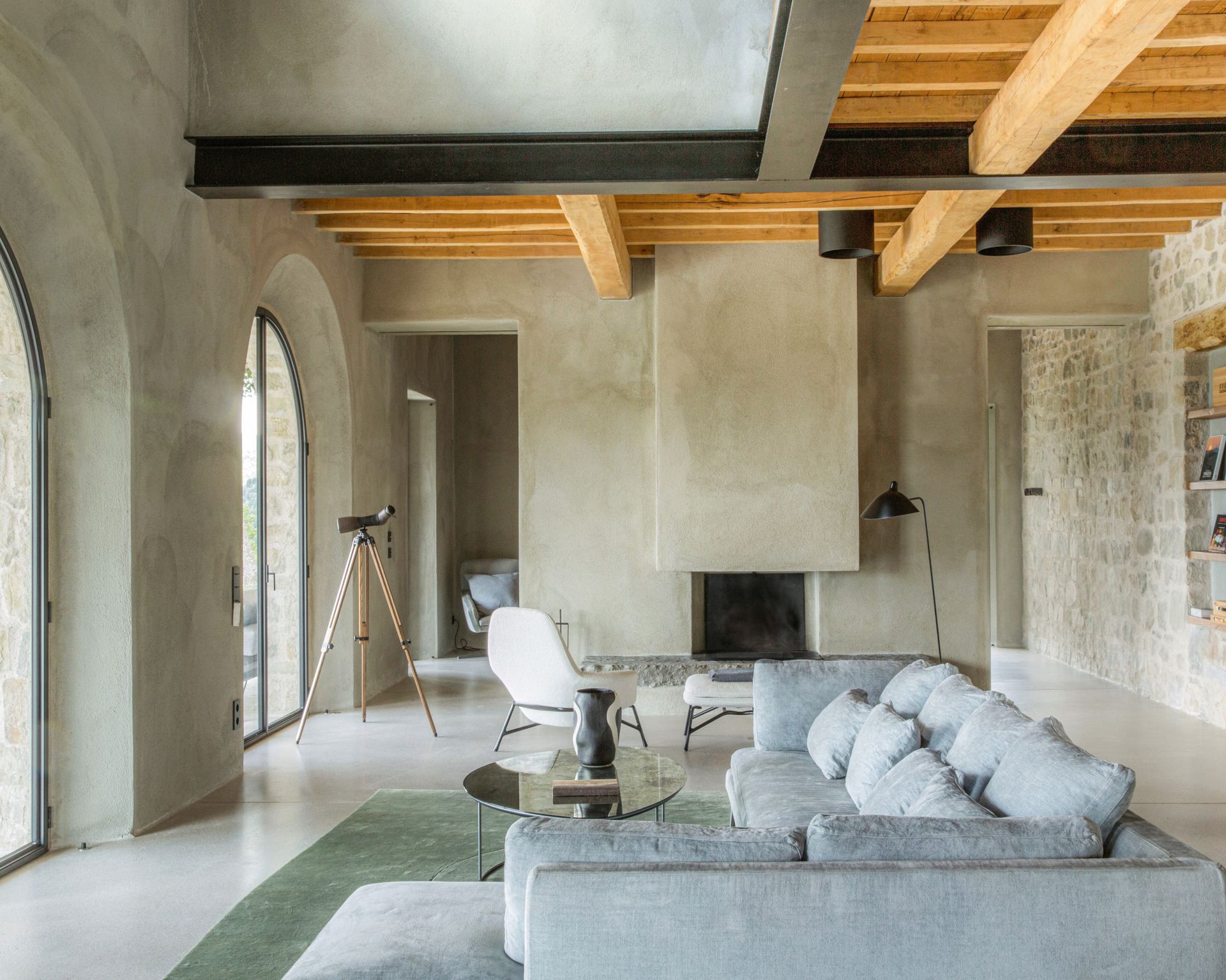 This Tuscan villa showcases a natural and neutral modern rustic ...