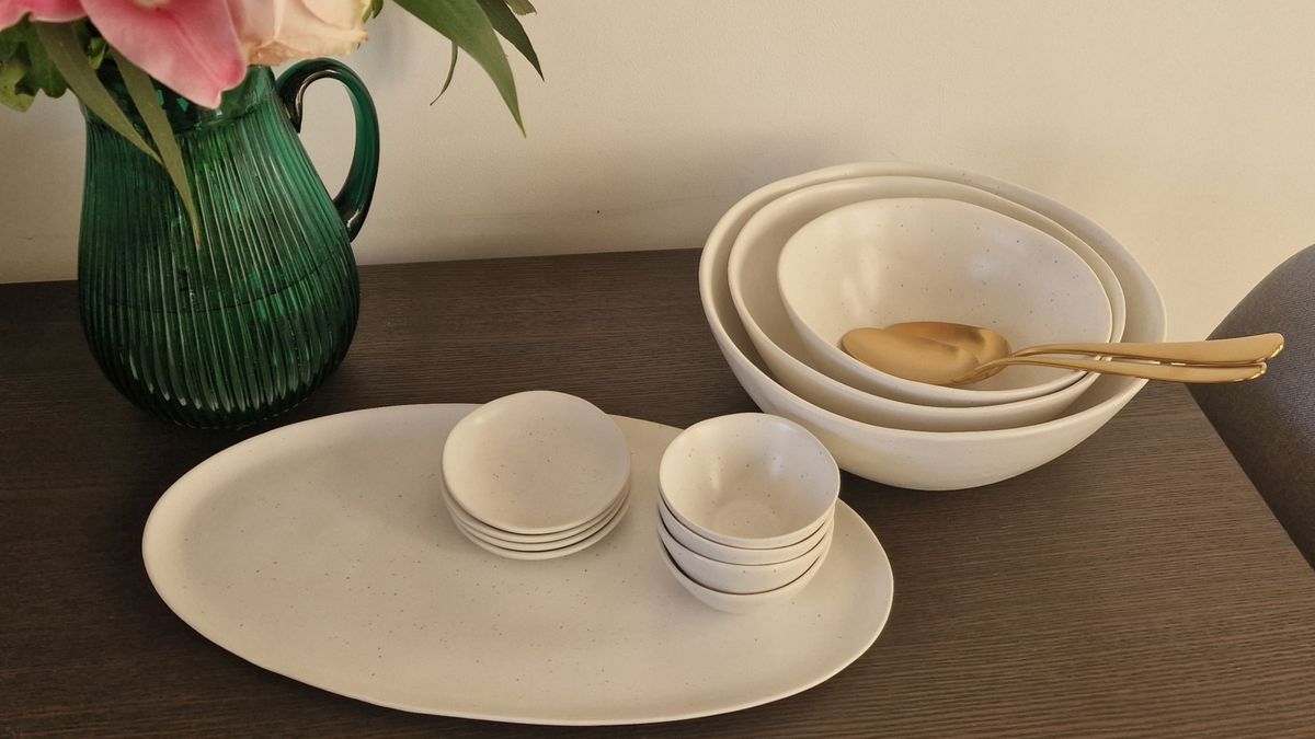 These are the stackable kitchenware pieces you *need* for small-space ...