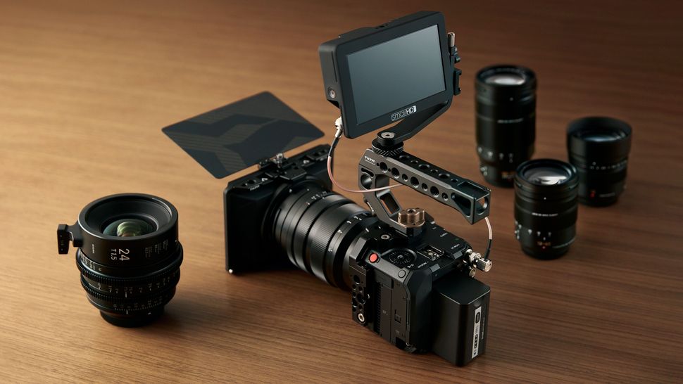 How are cine lenses different to regular lenses, and why does it matter ...