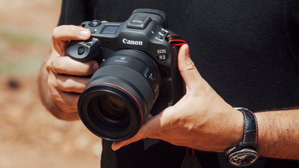 Tariffs have hiked the cost of Canon cameras by as much as $500, from ...