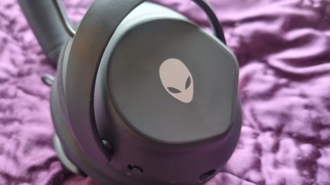 Alienware Pro Wireless gaming headset review | PC Gamer