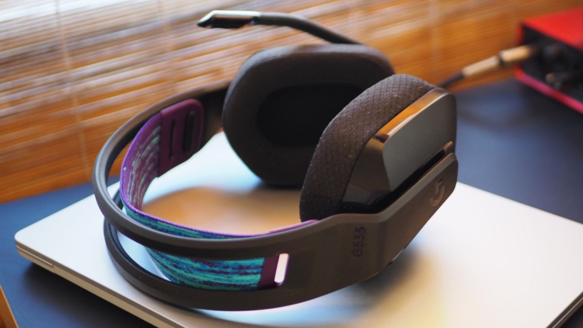 Logitech G535 Lightspeed review: "Straightforward, great-sounding cups ...