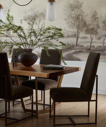 5 things that always make a dining table look cluttered | Homes and Gardens