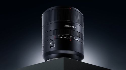 This is the lens I’ve been waiting for: Hasselblad’s latest “trinity ...