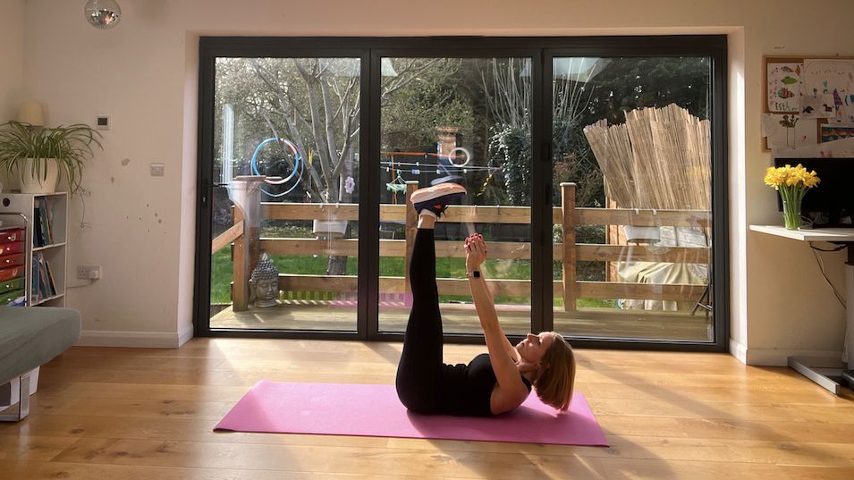 Eight-move menopause strength workout to build muscle all over | Fit&Well