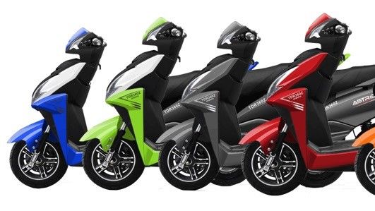 Gemopai Astrid Lite electric scooter with 90km range launched in India ...