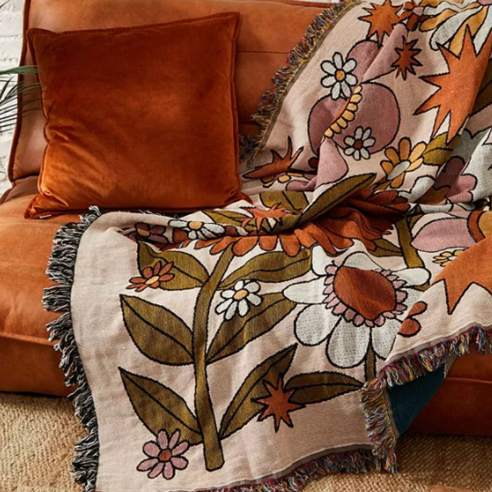 12 cosy throw blankets to keep you wrapped up all winter | Real Homes