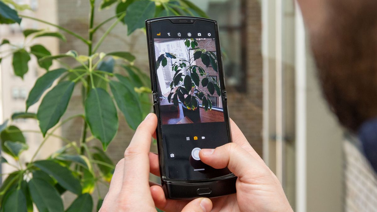 Motorola Razr (2019) review | TechRadar