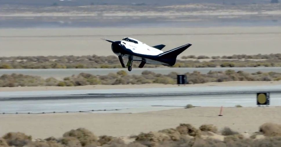 Dream Chaser Space Plane Prototype to Fly Again in 2014 | Space