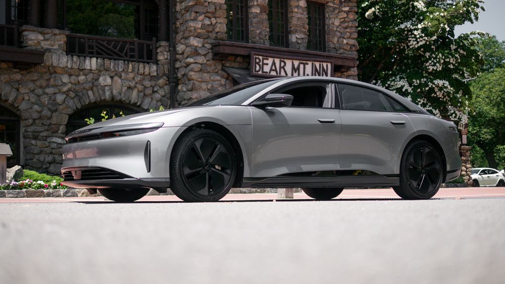 I test drove a Lucid Air Pure for an entire day — it has better range ...
