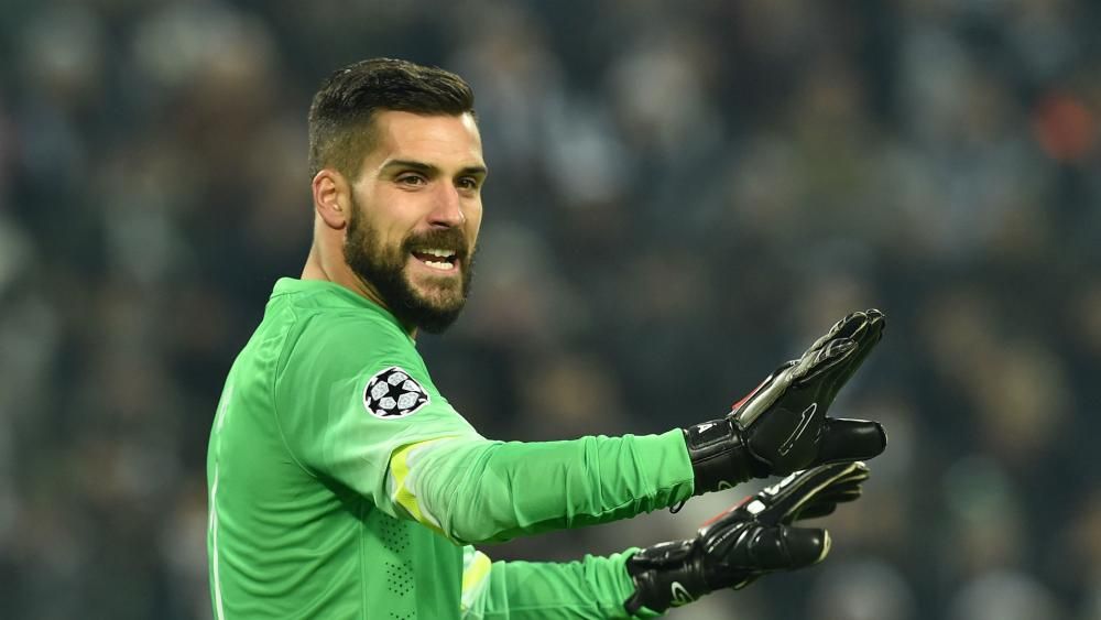 Magic Moya shines in Atleti shootout win | FourFourTwo