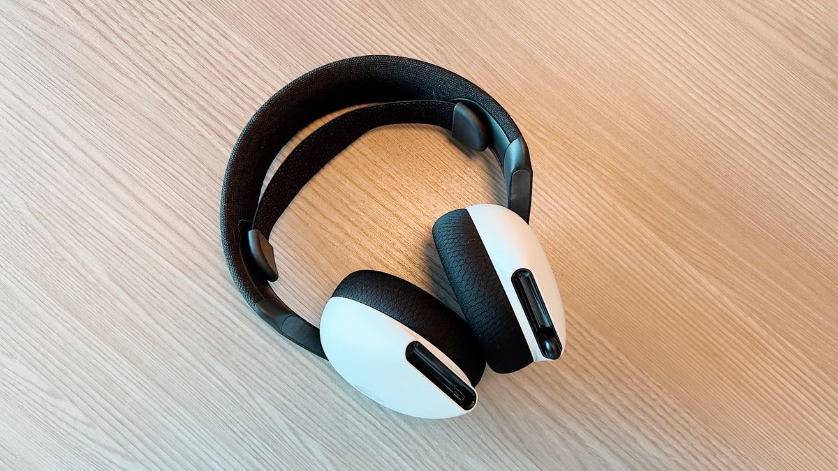 Alienware AW720H review | TechRadar