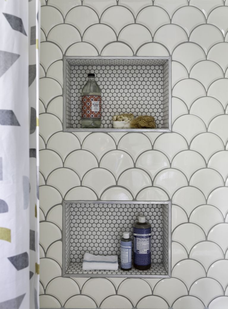 White shower tile ideas: 10 designs with white shower tile | Homes and ...