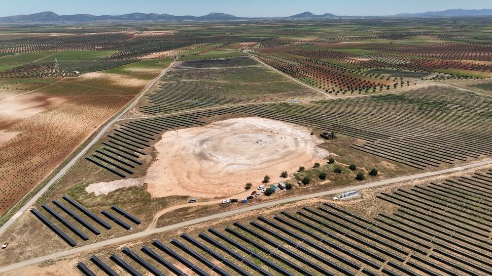 5,000-year-old fortress found in Spain contains mysterious burial of ...