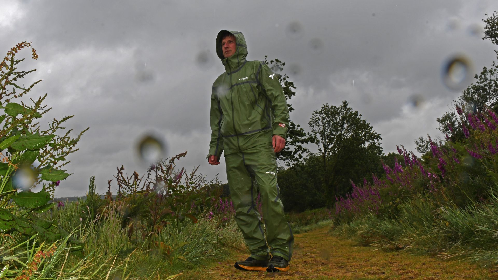Columbia Wyldwood Waterproof Hiking Shell review: the most waterproof ...