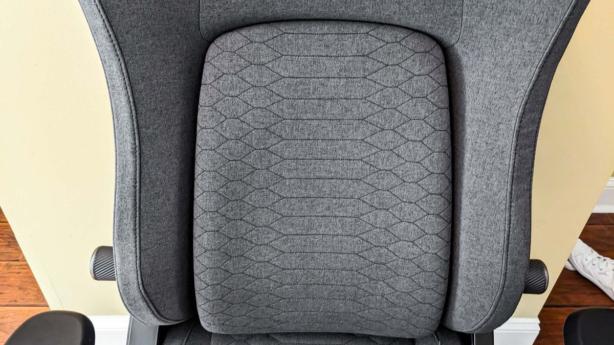 Razer Iskur V2 review | Tom's Guide