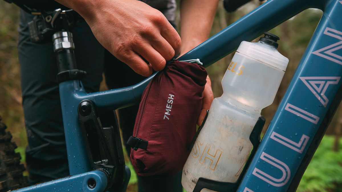7Mesh expands the Stash System – a bike attachable apparel range | Bike ...