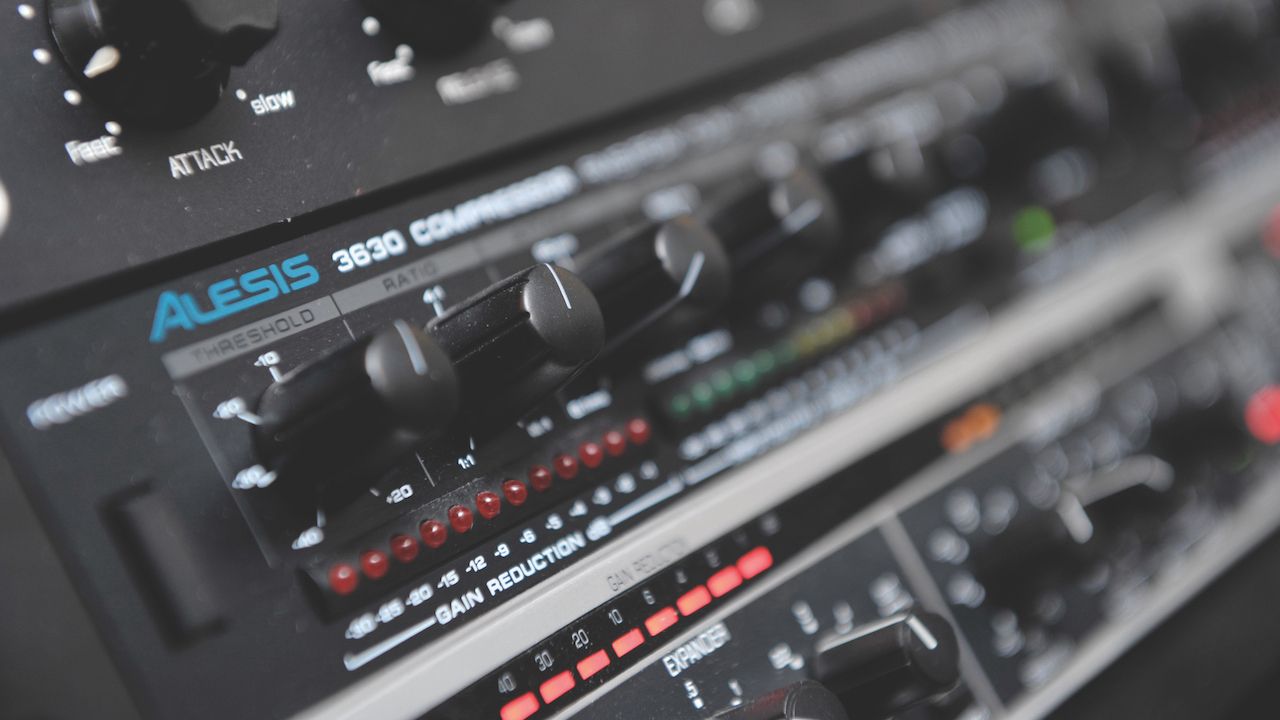 Sidechaining, explained: "Even if you’ve not used it directly in your ...