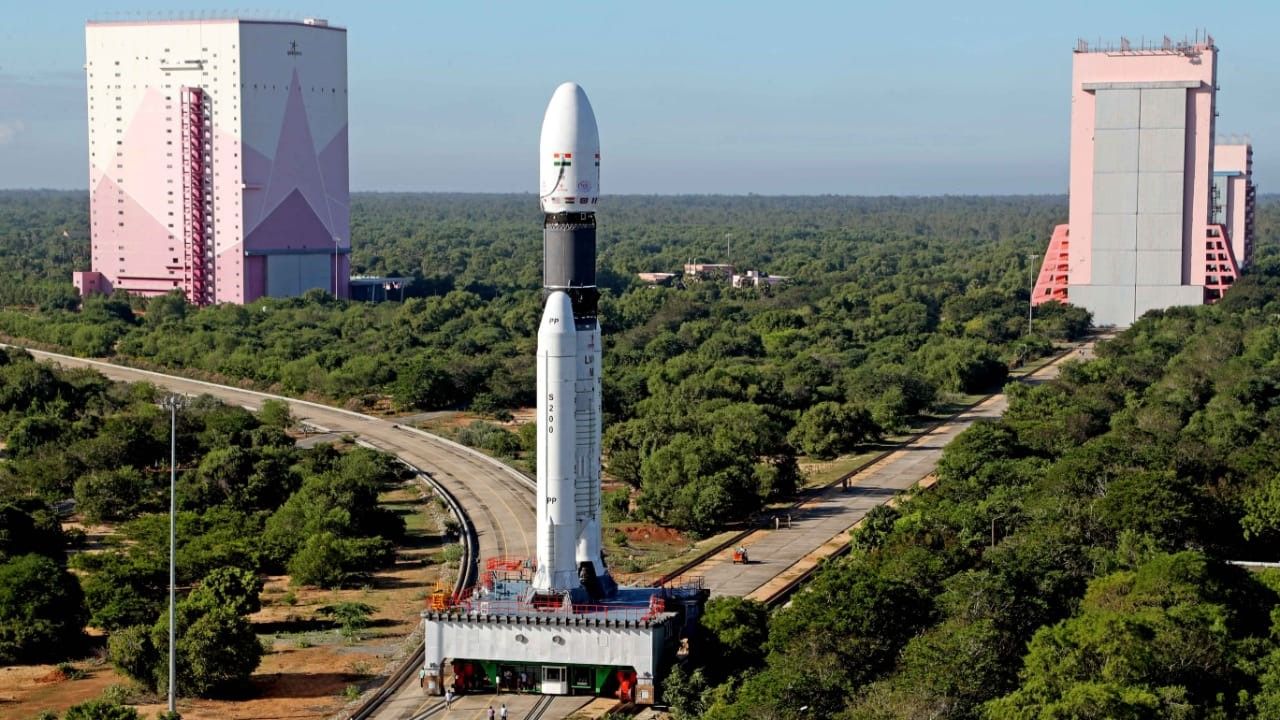 India completes critical test for Gaganyaan flight crewed by humanoid ...