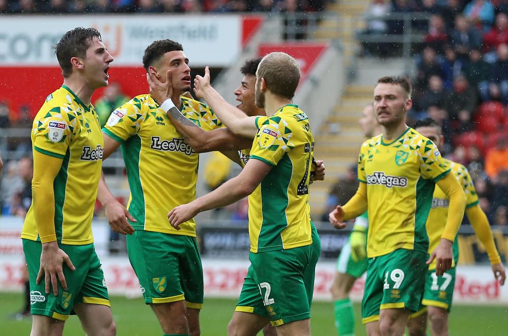 Leaders Norwich stretch winning run to six matches with victory over ...