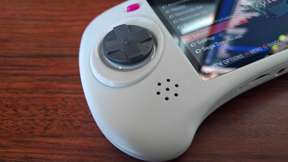 I secretly love using this retro handheld for Sega games, but don't ...