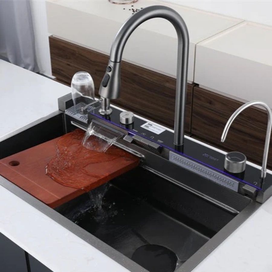 This luxury-yet-practical sink trend is a kitchen must-have | Livingetc