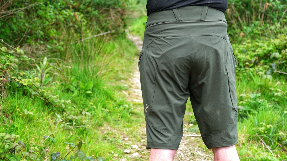 Rapha Men's Trail Shorts review | Bike Perfect