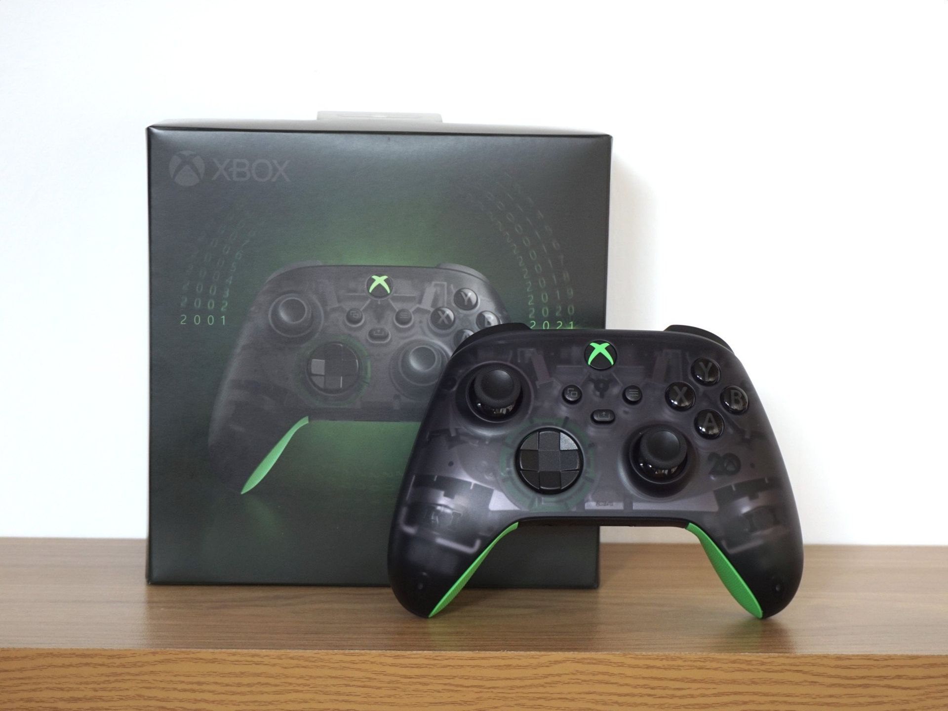 The Xbox 20th Anniversary controller is utterly glorious, if you can ...