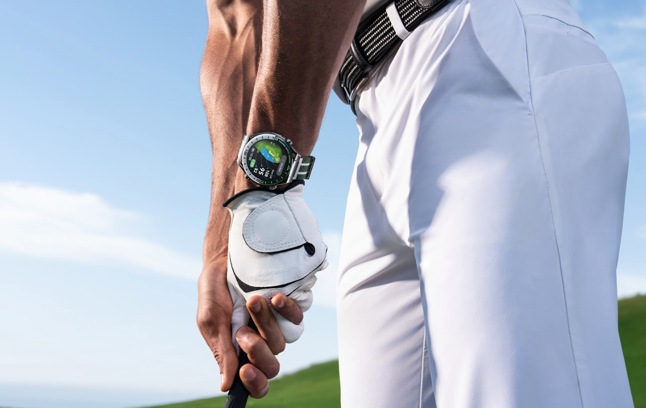 Why the HUAWEI WATCH Ultimate Is The Perfect Christmas Gift | Golf Monthly