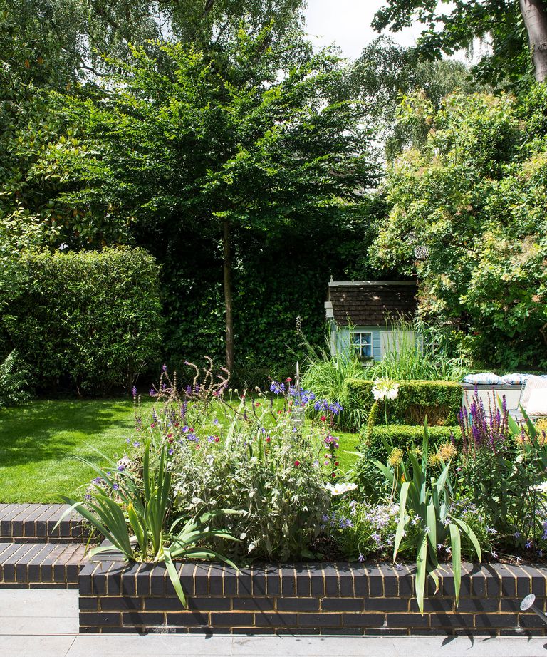 Long garden ideas: 10 rules for a long, narrow plot | Homes and Gardens