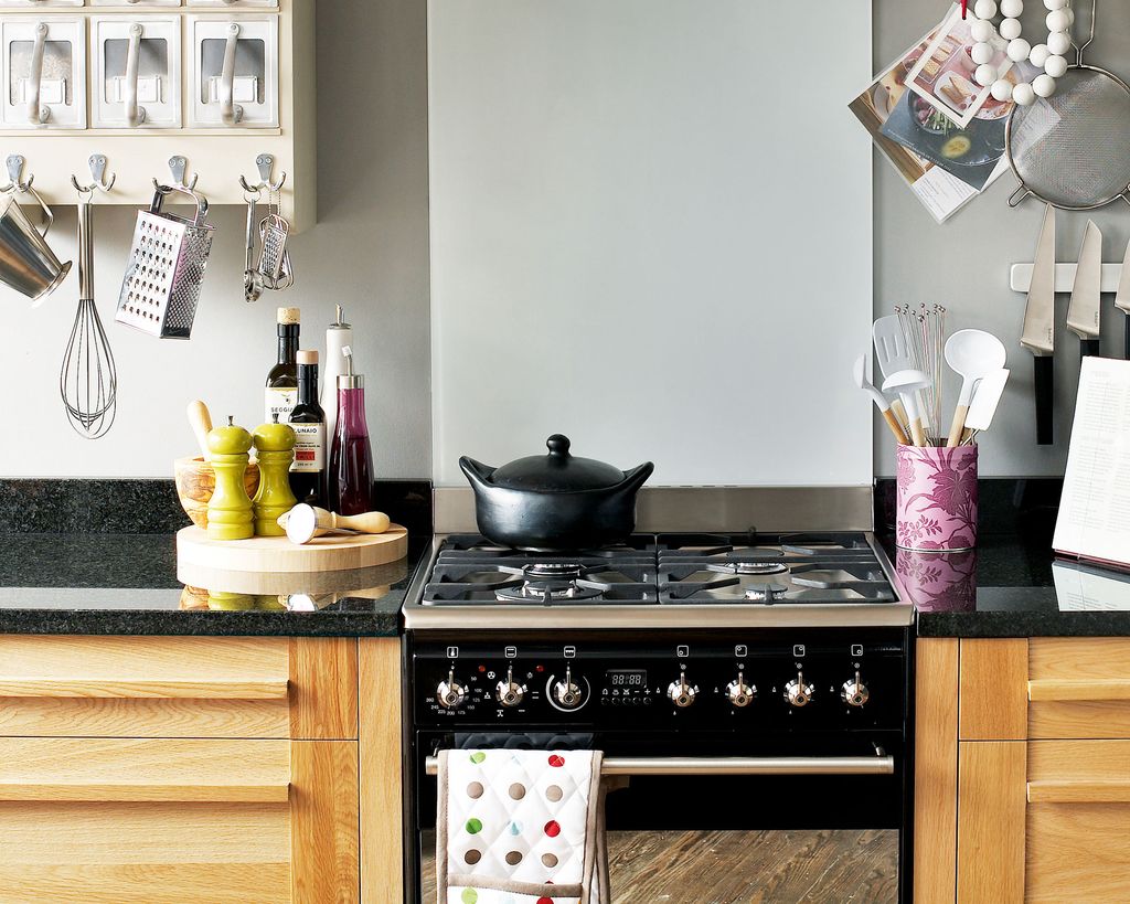 10 ways to make more counter space in a small kitchen | Homes and Gardens 10 ways to make more counter space in a small kitchen | Homes and Gardens