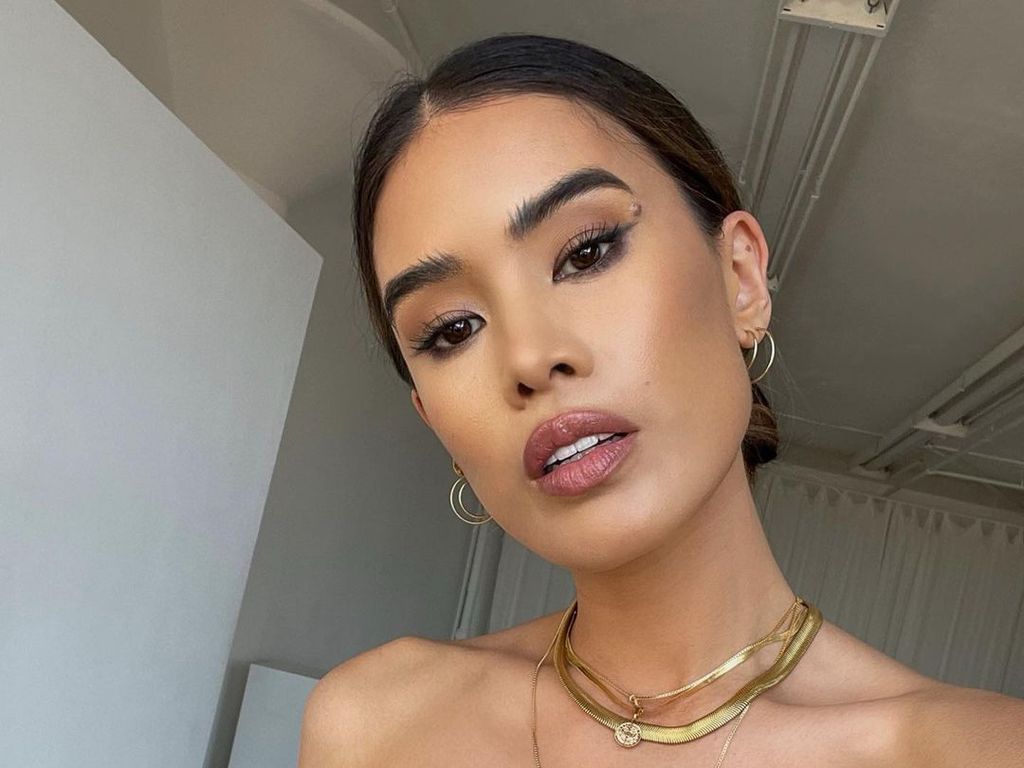 The 20 Best Revolve Beauty Products to Buy for 2025 | Who What Wear