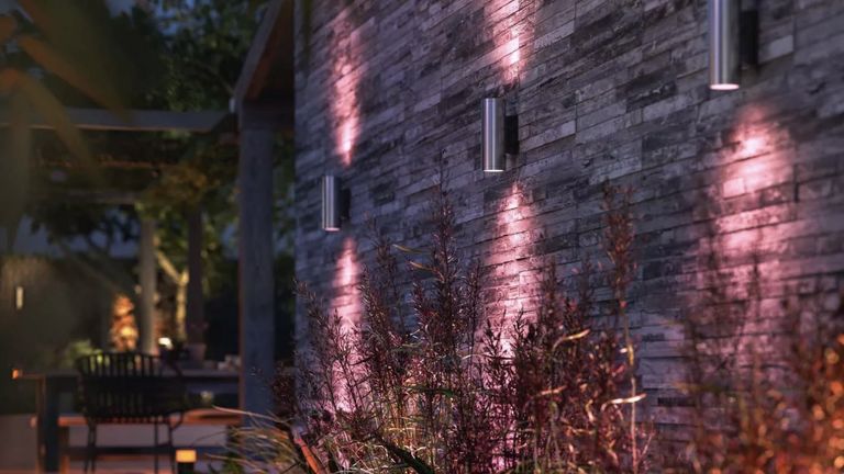 I’m a smart home expert – here are 3 outdoor smart lights you’ll ...