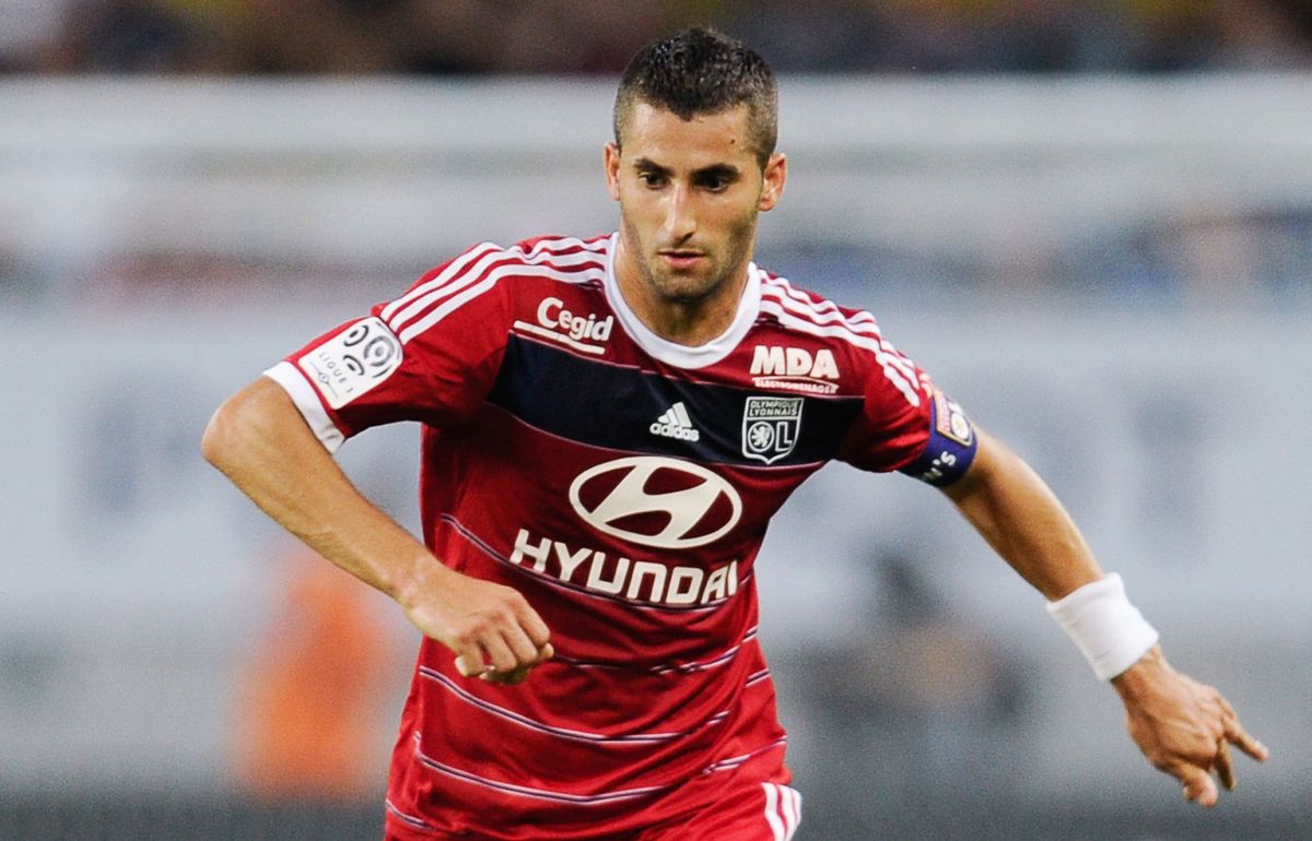 Gonalons had agreed Napoli deal, says agent | FourFourTwo