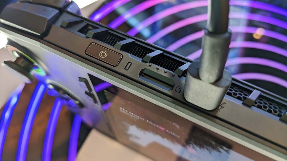 MSI Claw vs Steam Deck: Which is the best gaming handheld? | Windows ...